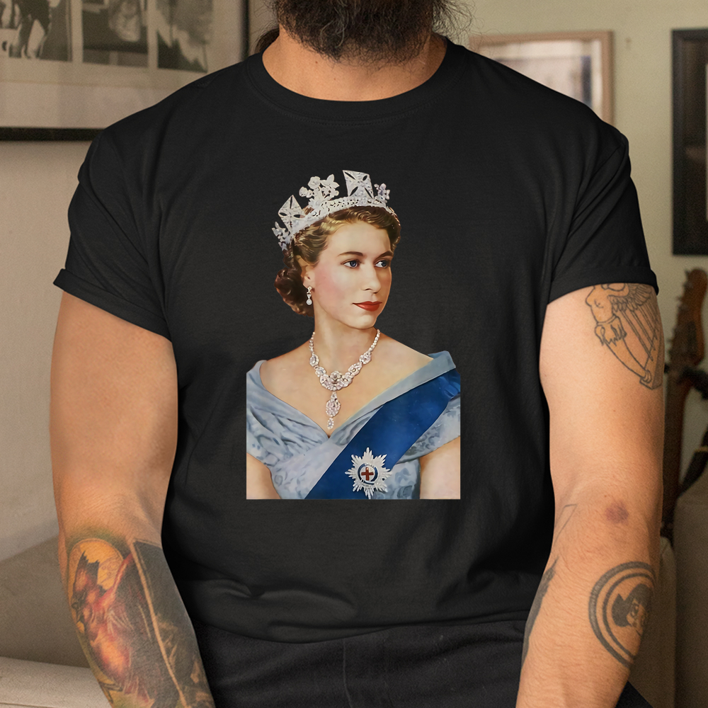 Queen Elizabeth's Ii British Crown Majesty Queen Elizabeth's Shirt ...